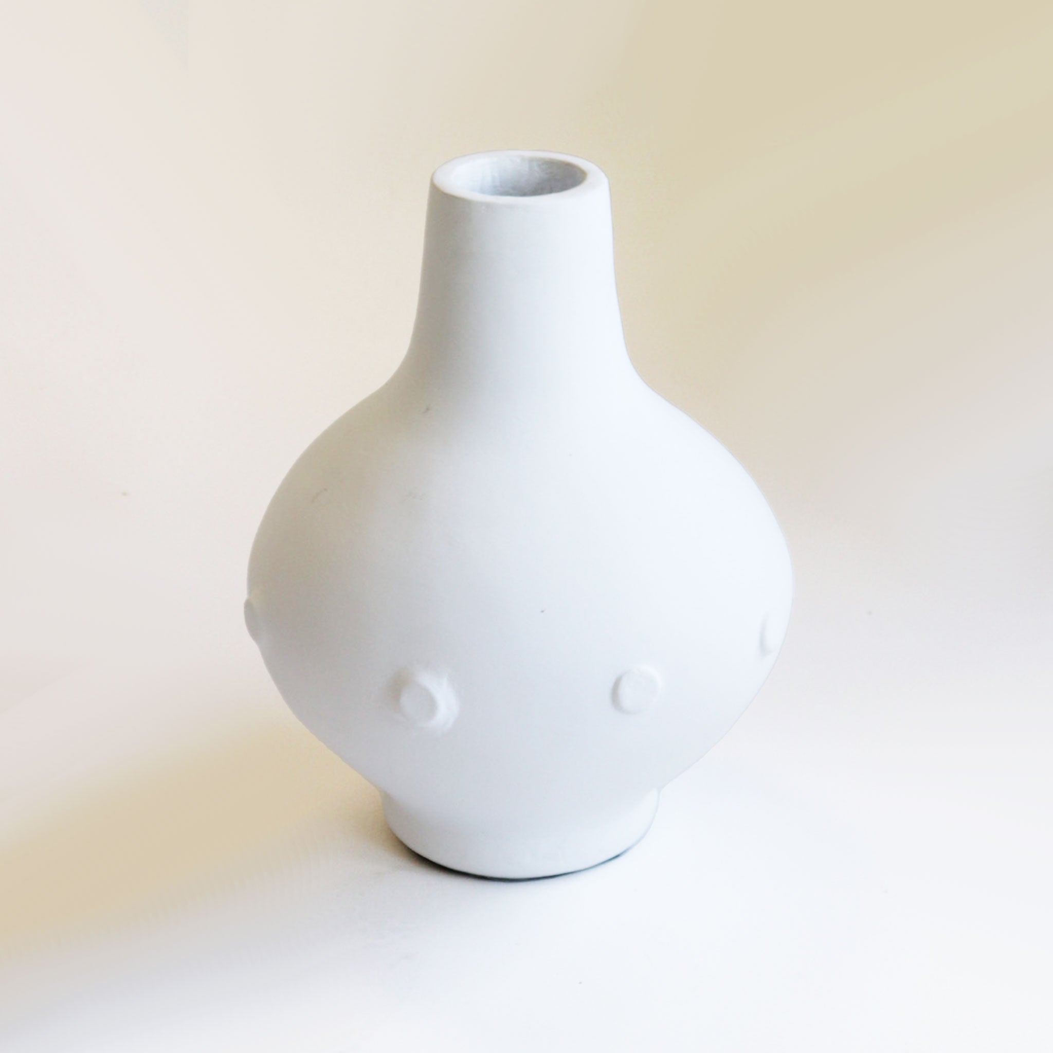 Bali White Concrete Pot | Pots | Pottery Vases | Outdoor | GBO NZ