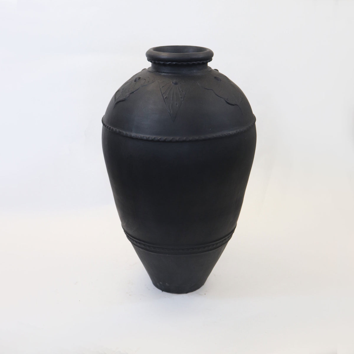 Matte Black Balinese Pot | Outdoor | Pots & Statues | GBO NZ