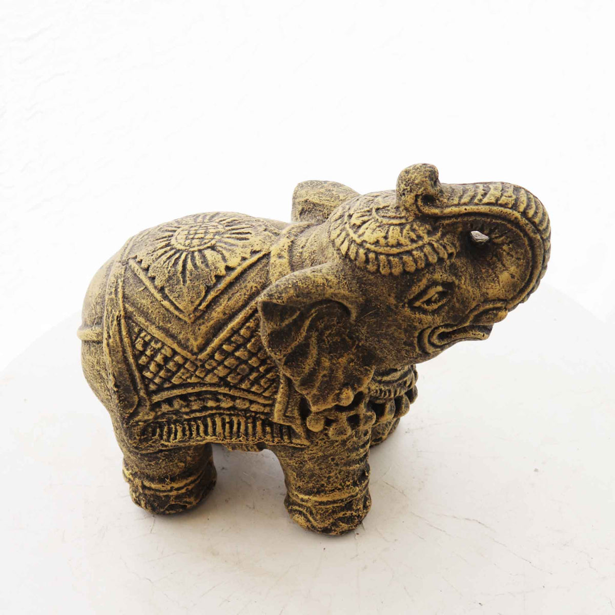Gold Concrete Elephant | Statues | GBO Tropical Design Store NZ – GBO NZ